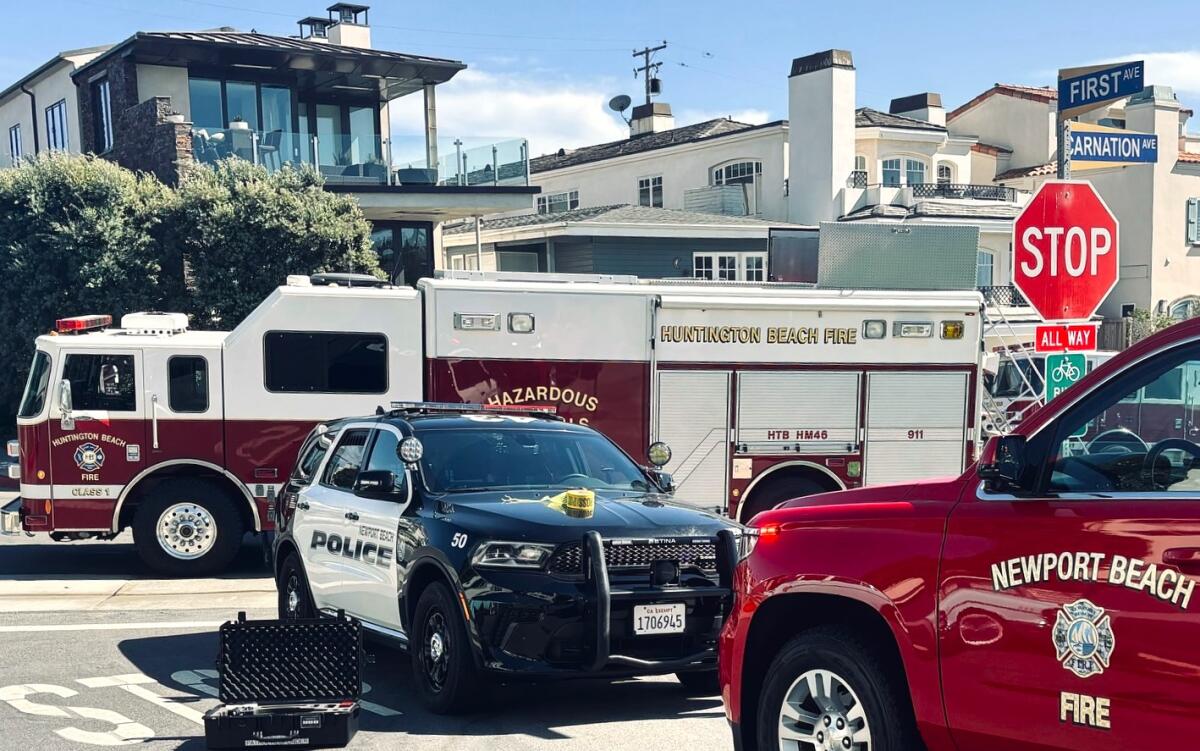 Hazmat team responds to chlorine gas leak in Corona del Mar neighbhood ...