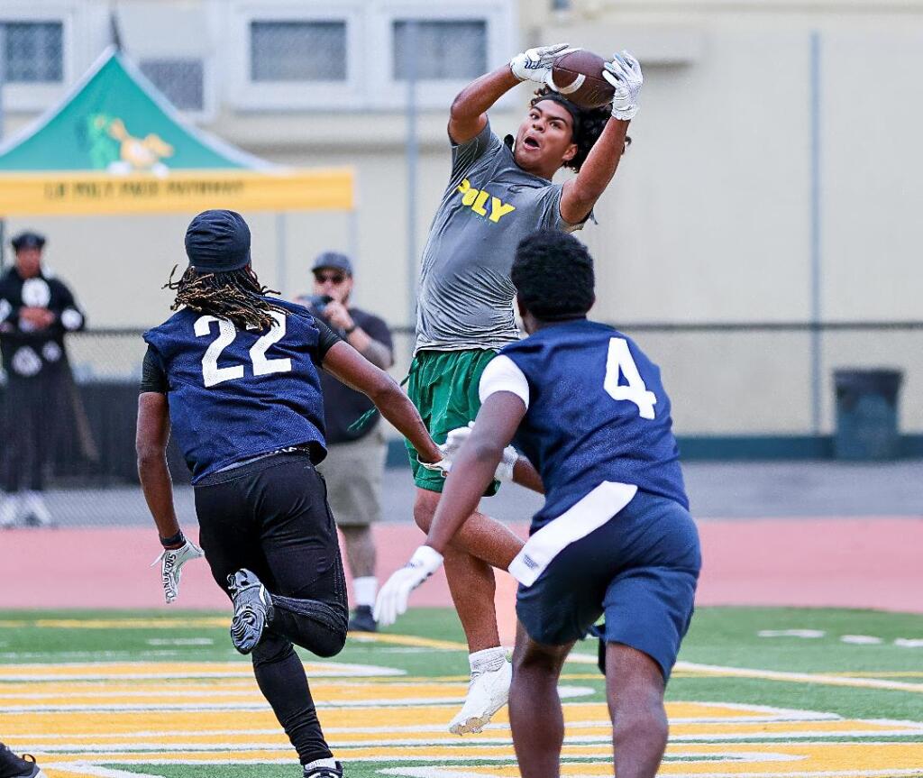 Raul Lara returns to Long Beach Poly as football coach of Mater Dei - Los Angeles Times