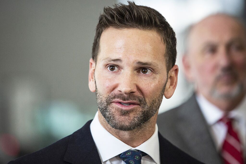 Former Republican congressman says he's gay, regrets anti-gay stances ...