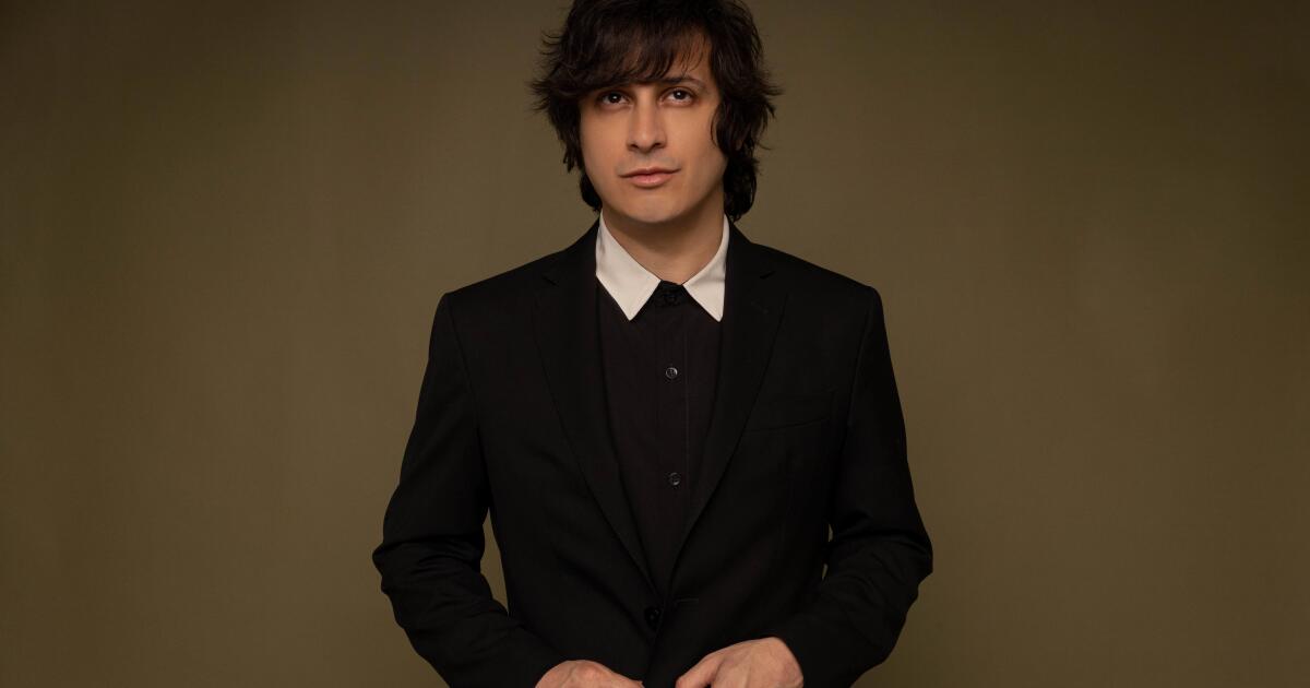 Siddhartha regresa a EE.UU. con material nuevo y sus temas clásicos ...