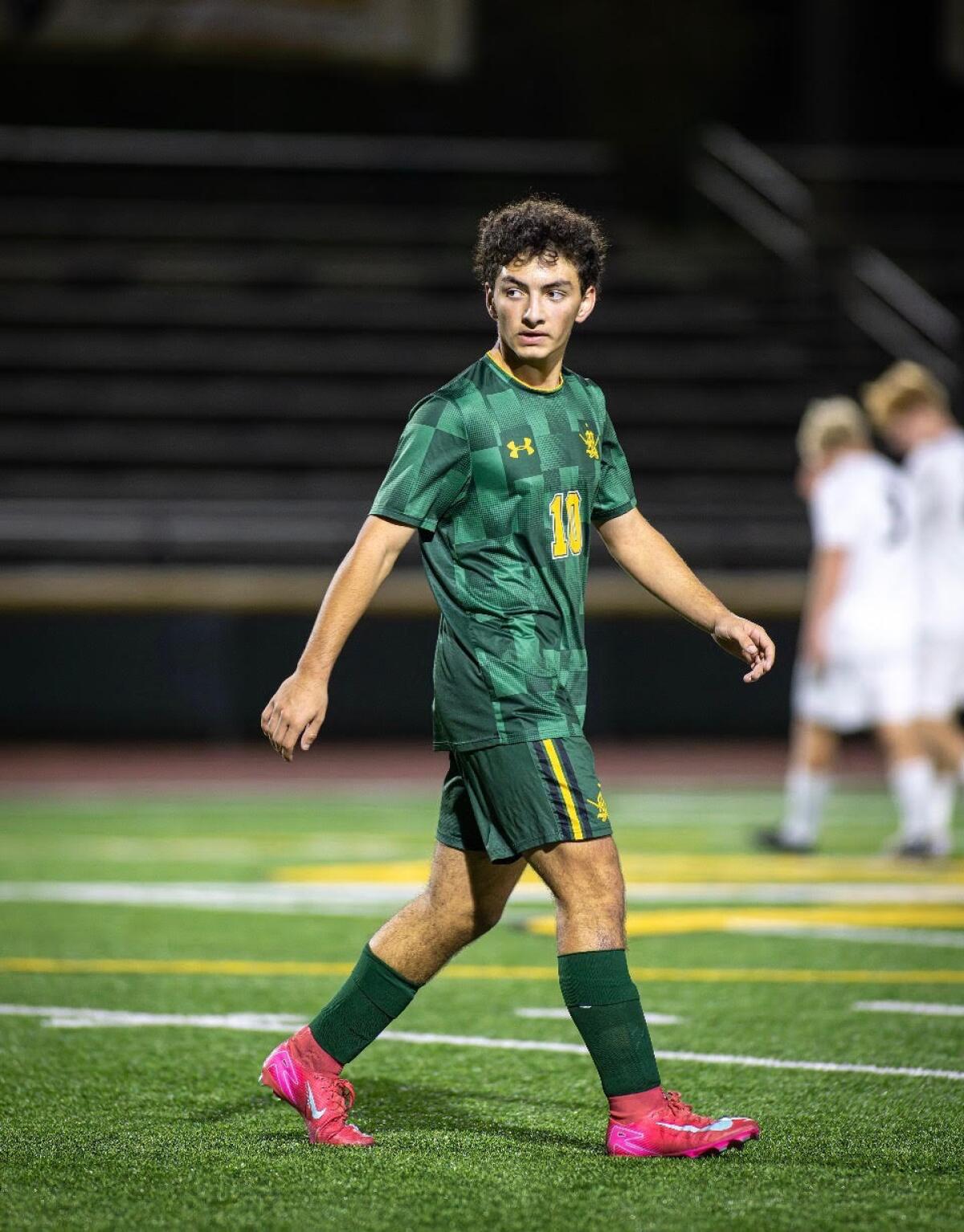 Moorpark boys' soccer team is showing defensive superiority - Los ...
