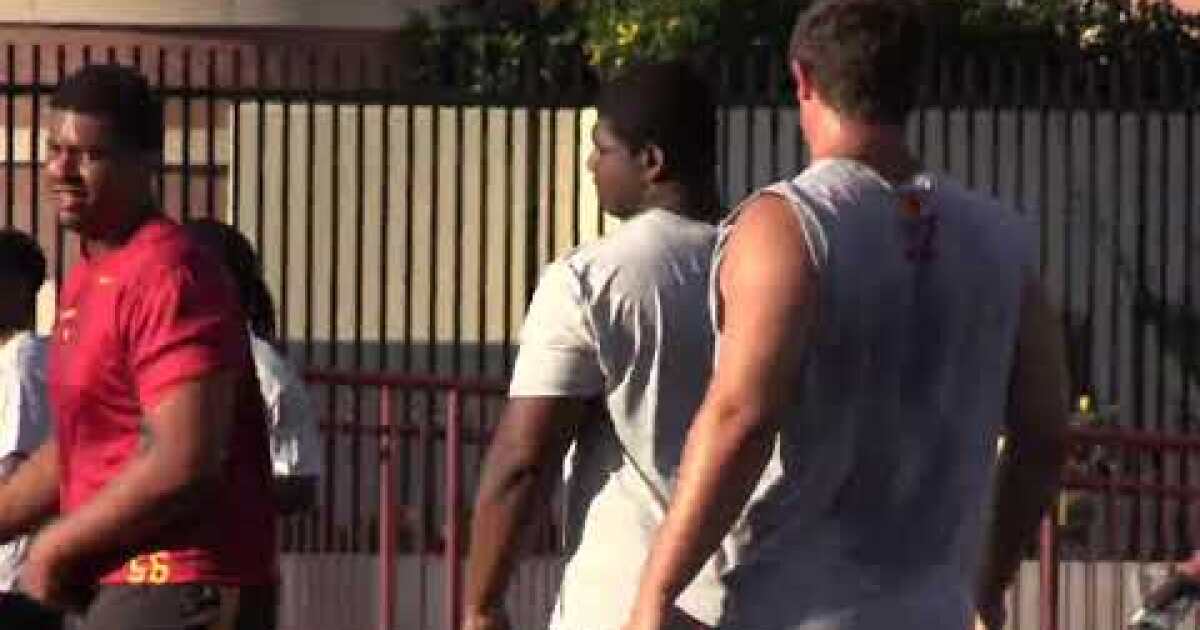 USC freshmen preview: Lineman Jacob Daniel ready to compete - Los ...