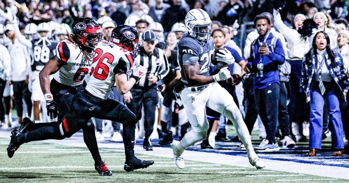 Prep Rally: Football championship week brings intrigue - Los Angeles Times