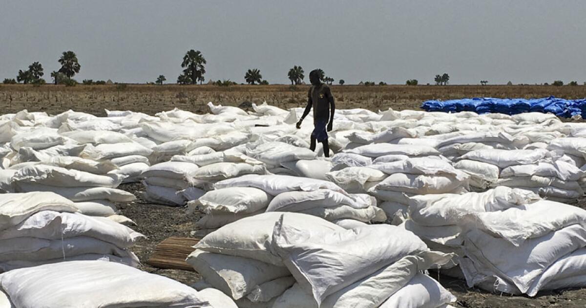 U.N.'s World Food Program is awarded the Nobel Peace Prize - Los ...