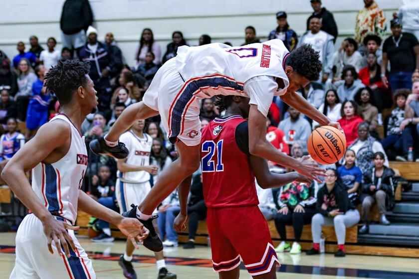 Dallas Cowboys sign London warehouse worker Efe Obada to play in NFL ...