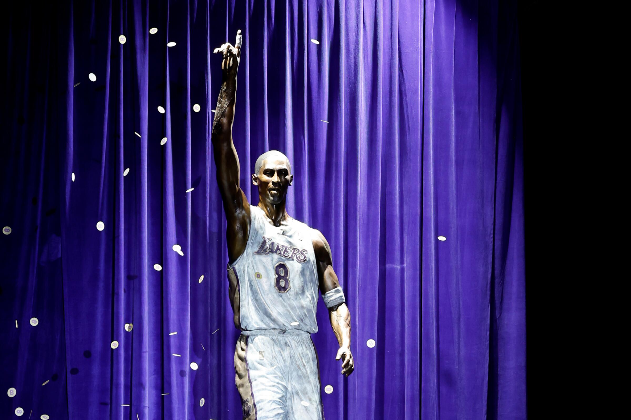 Complete coverage: Kobe Bryant's statue unveiling - Los Angeles Times Complete coverage: Kobe Bryant's statue unveiling - Los Angeles Times