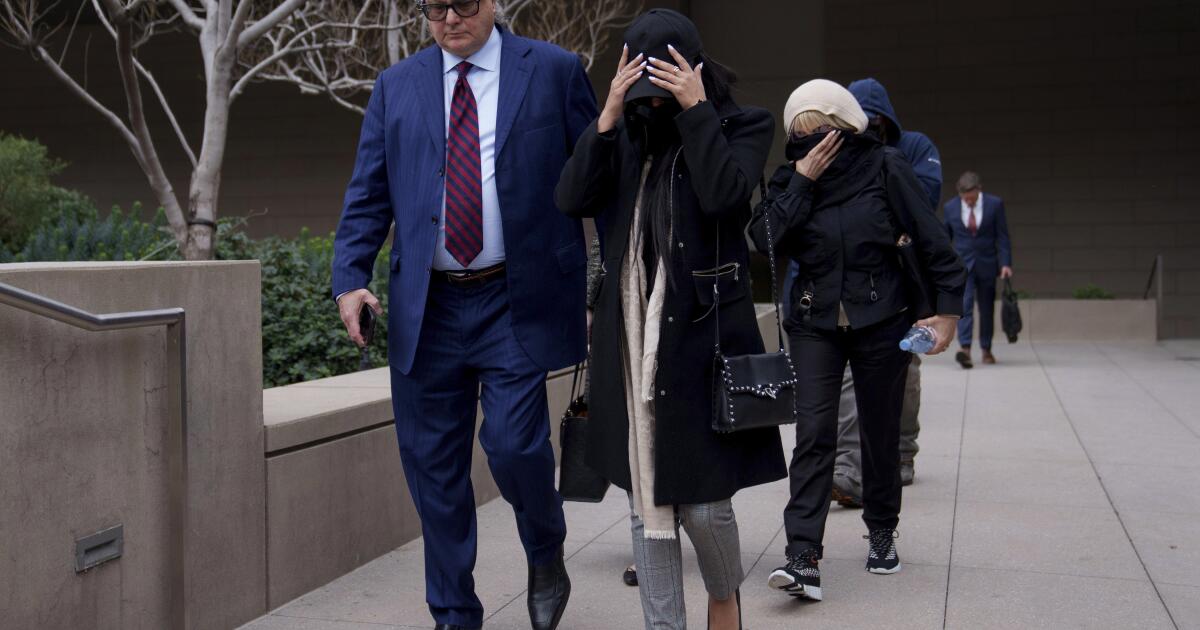 Ex Fbi Informant Accused Of Lying Will Stay Jailed Judge Rules Los