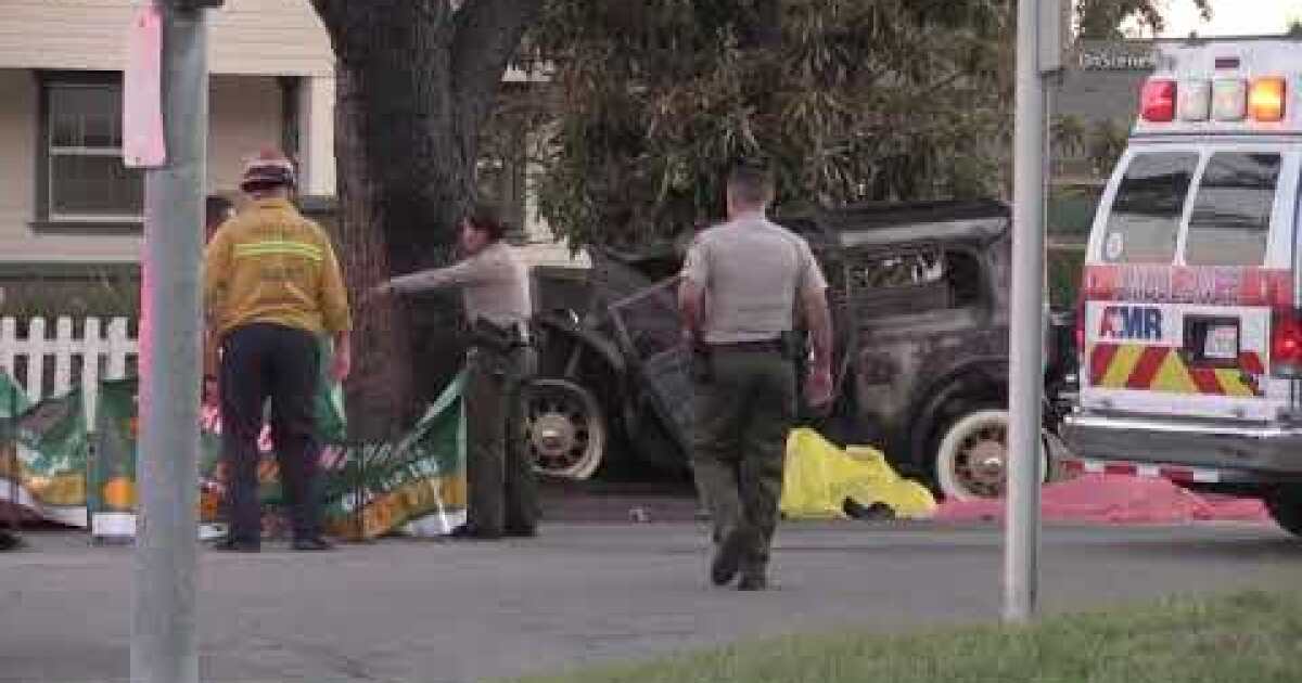 2 dead after Model T-type Ford crashes into tree, catches fire - Los ...