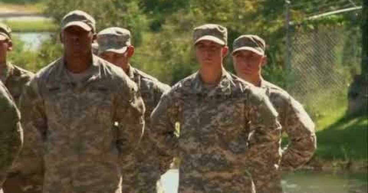 1st women Army Rangers graduate - Los Angeles Times