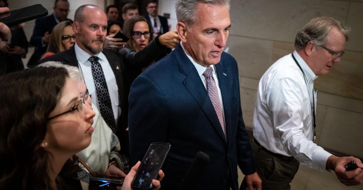 Kevin McCarthy wins GOP nomination for House speaker - Los Angeles Times Kevin McCarthy wins GOP nomination for House speaker - Los Angeles Times