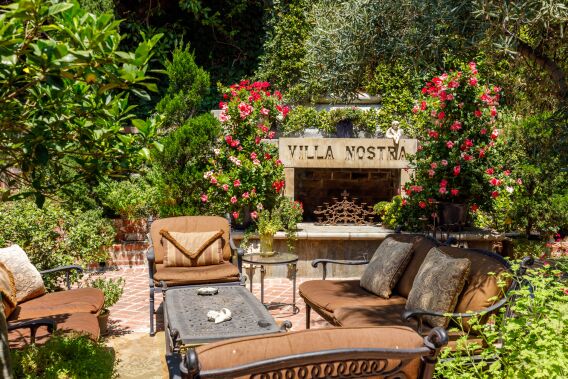 Hot Property: Priscilla Presley selling longtime Beverly Hills home ...