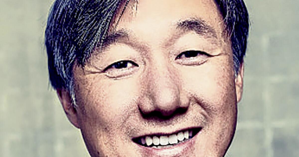Finalist: Jae Yu - Los Angeles Times