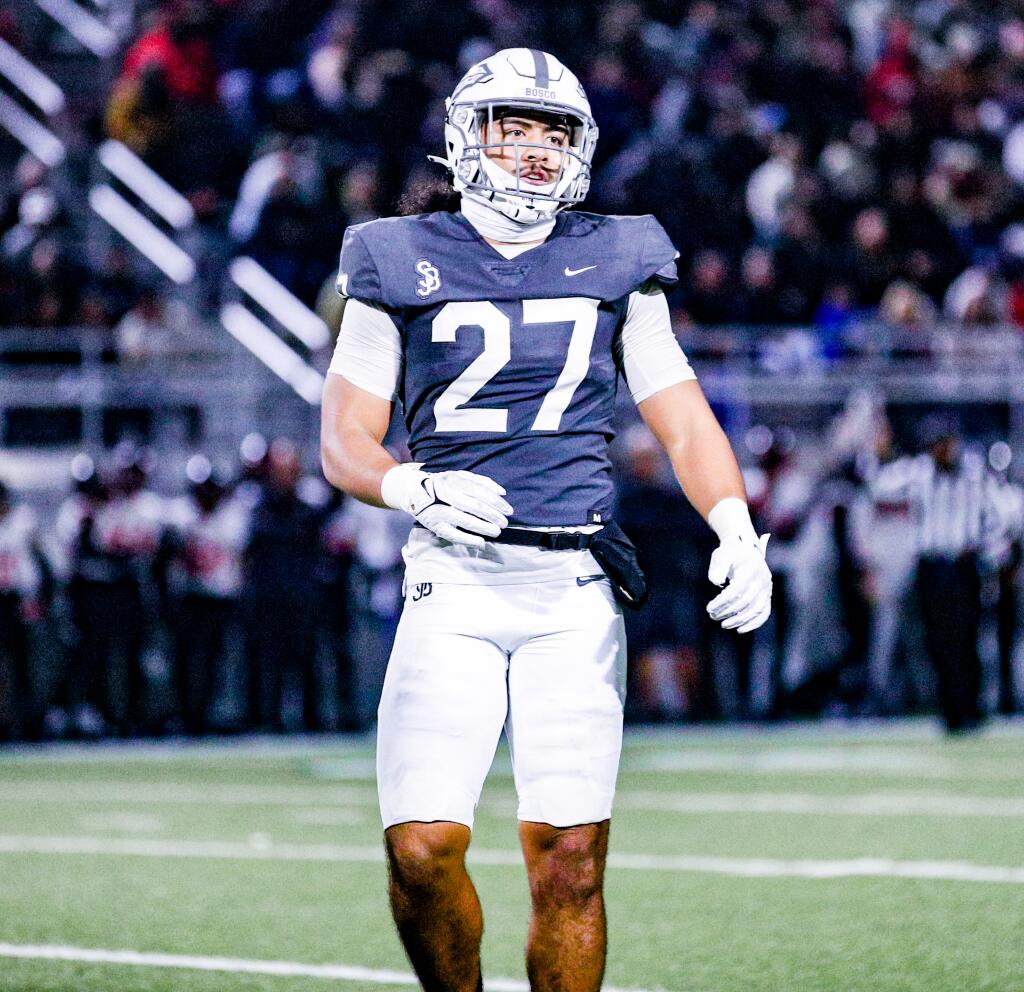 The Times' football player of the year: Kyngstonn Viliamu-Asa - Los ...