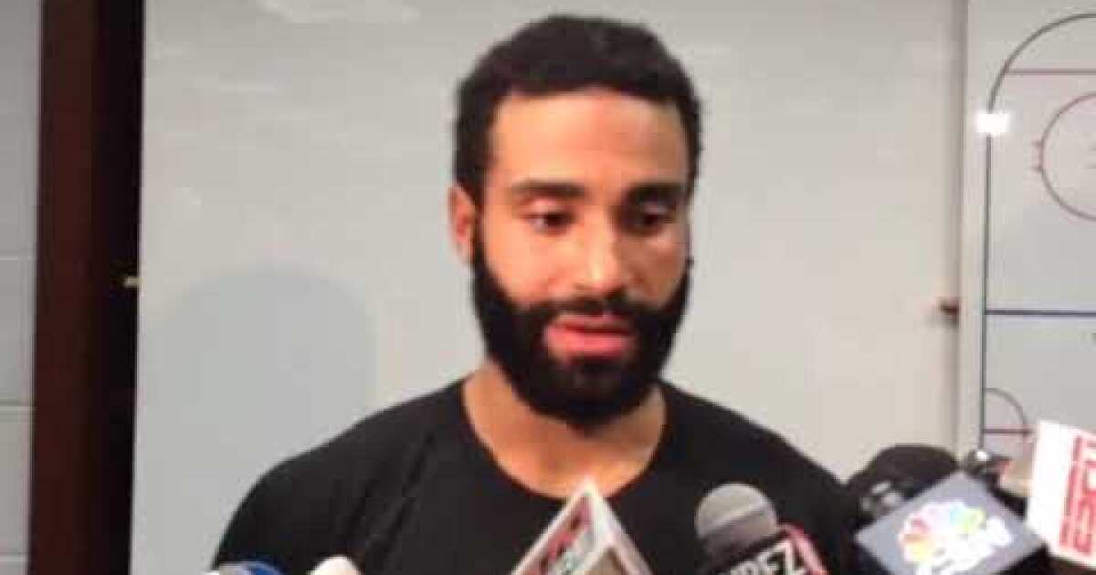 Johnny Oduya on Blackhawks' back-to-back wins - Los Angeles Times