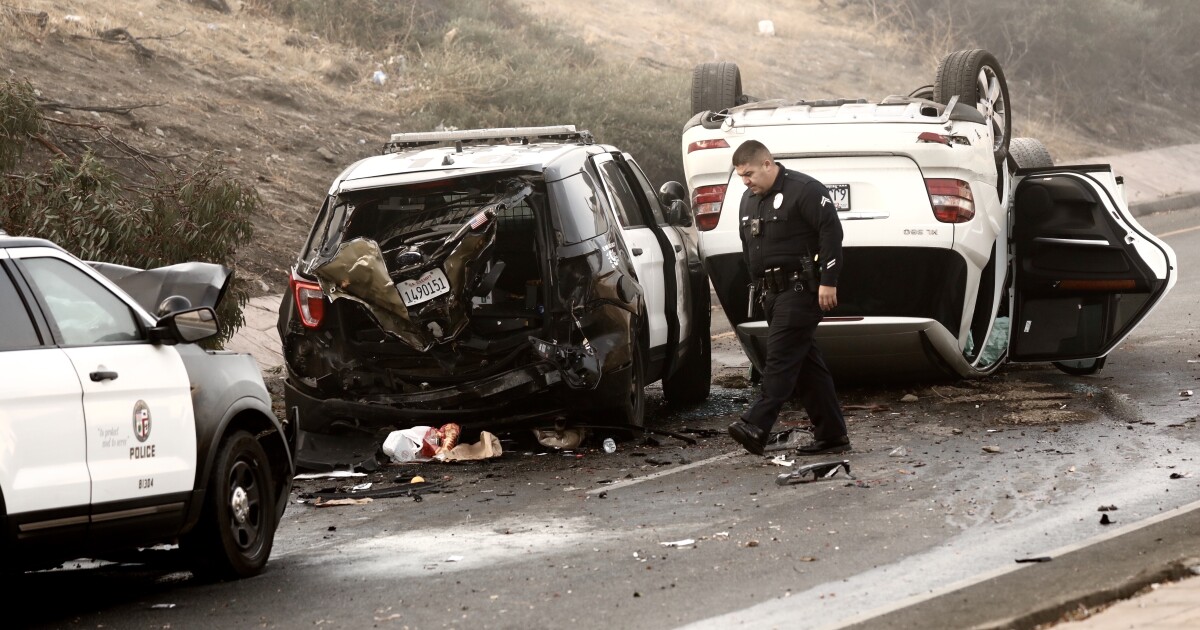 Four LAPD officers hospitalized after pursuit of carjackers ends in ...