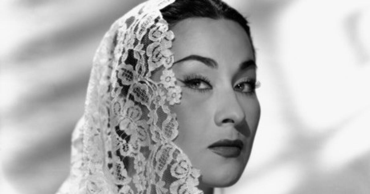 With a new bronze bust, L.A. honors Peruvian singer Yma Sumac - Los ...