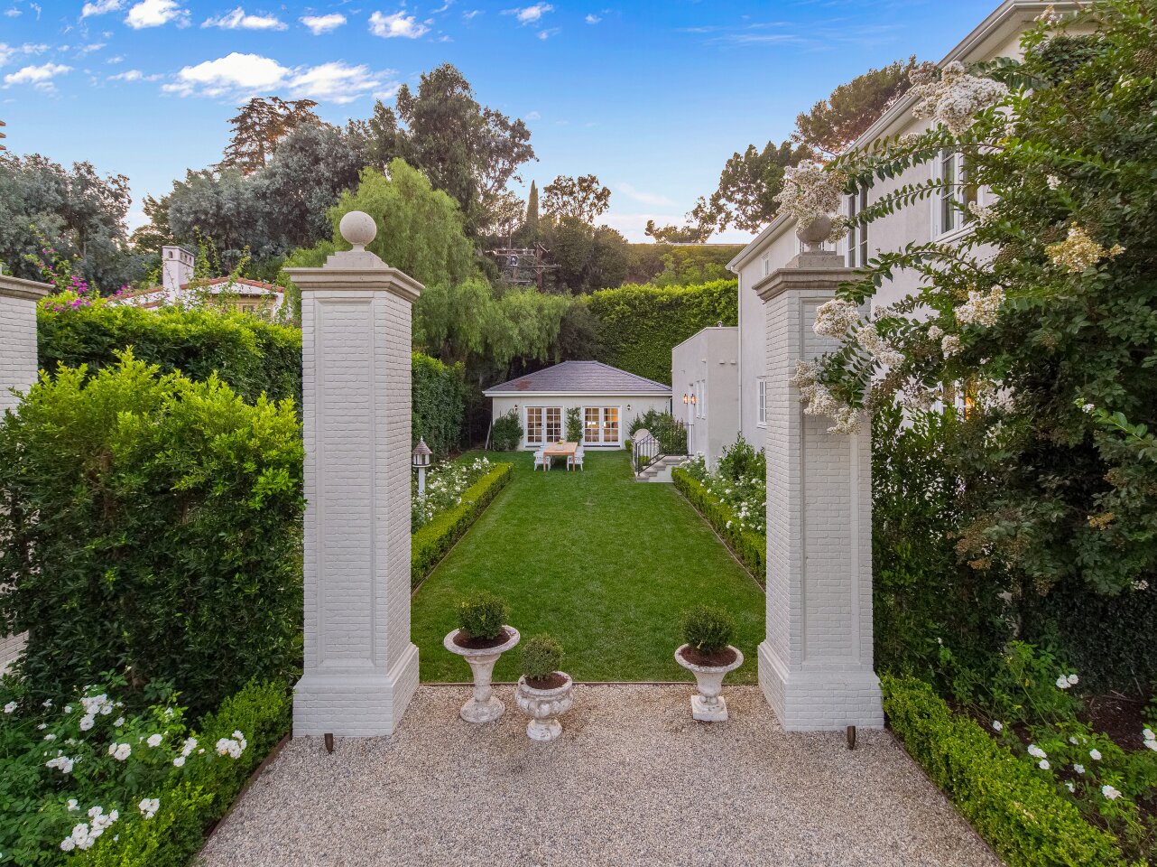 Tinder co-founder Sean Rad puts Hollywood Hills home back in play at $9 ...