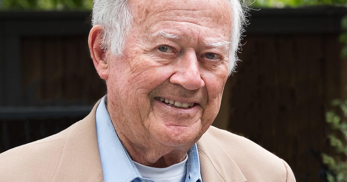 Ray Remy, top aide to Mayor Tom Bradley and guiding force at L.A. City ...